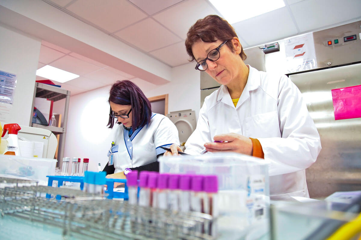 Bioaxiome recrute des biologistes ! – INOVIE +me