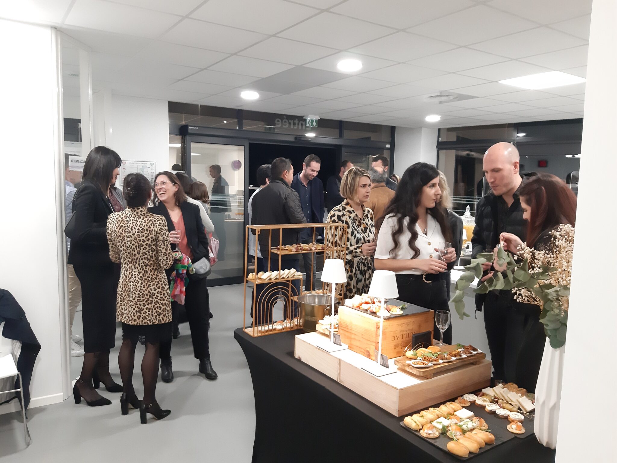 INOVIE Bioaxiome a inauguré son nouveau laboratoire ! – INOVIE +me